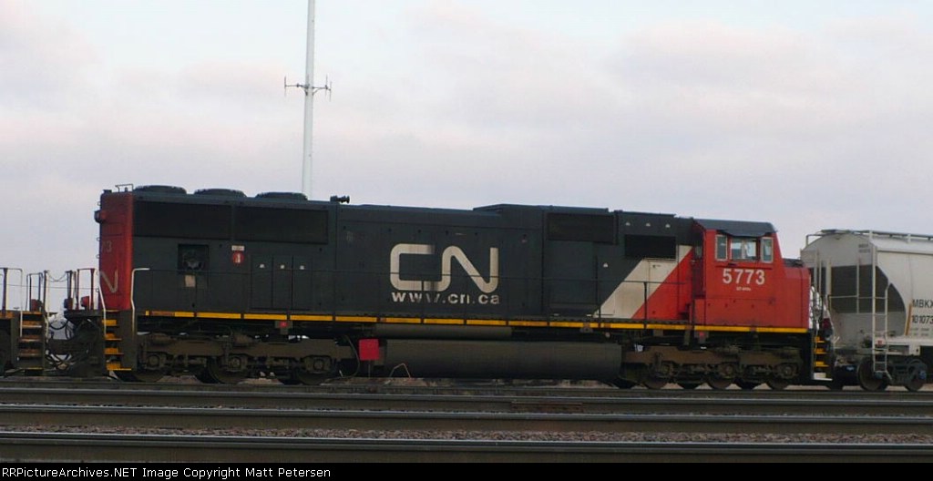 CN 5773